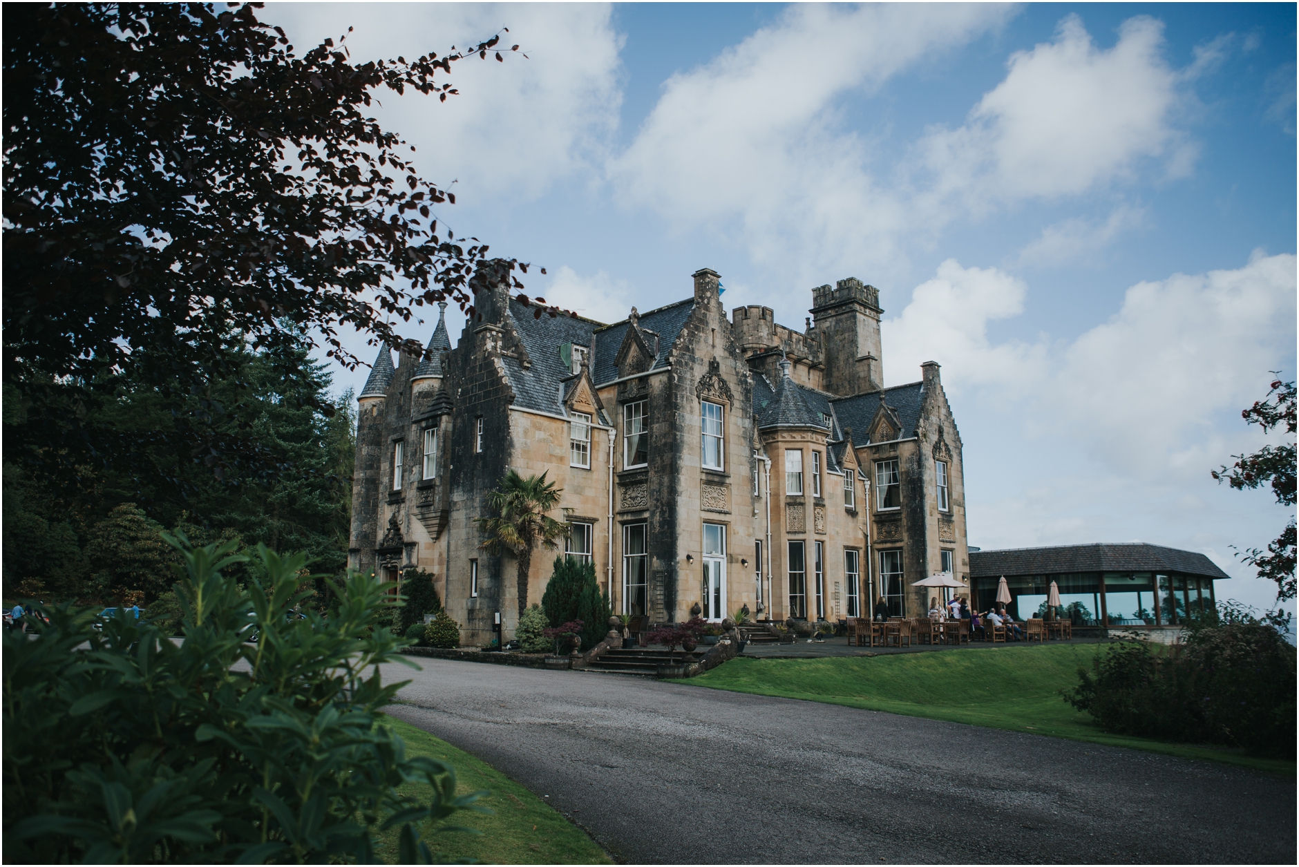 Stonefield Castle, Loch Fyne wedding – Donna & Mark | Natural, Romantic ...